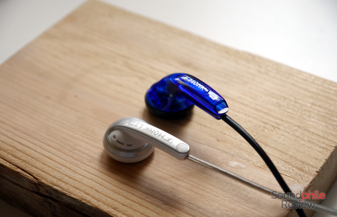 Venture Electronics Monk Lite review: slimmer and fitter - Soundphile ...