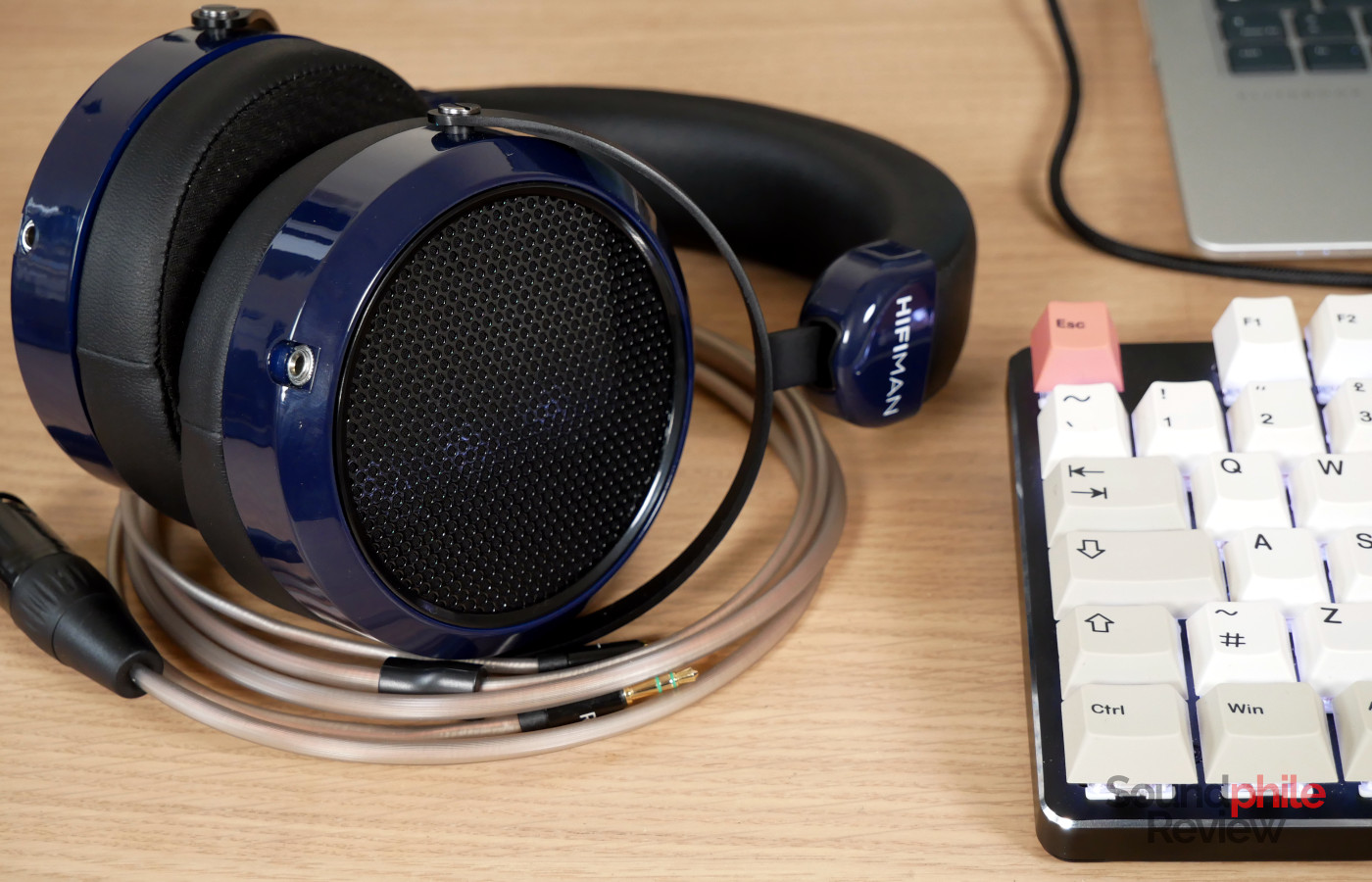 HiFiMAN HE6SE v2 review: the beast and the beauty - Soundphile Review